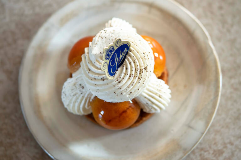 Nos pâtisseries – Stohrer